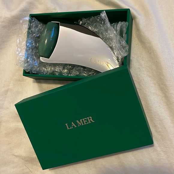 La Mer | Skincare | Authentic La Mer Jade Gua Sha Facial Massage Tool ...